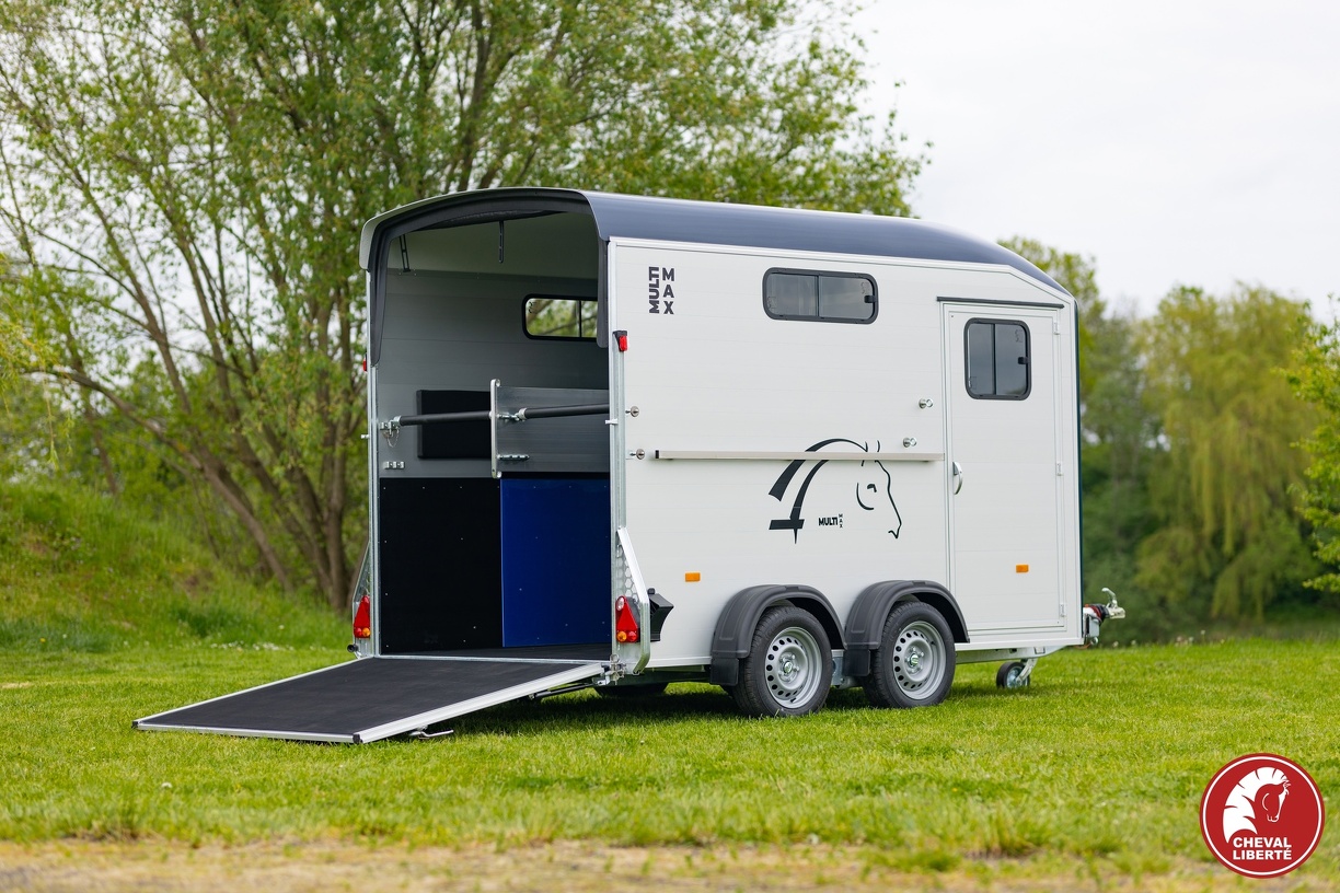 Van 2 places MULTIMAX (sellerie modulable) Cheval Liberté – Atlantique ...